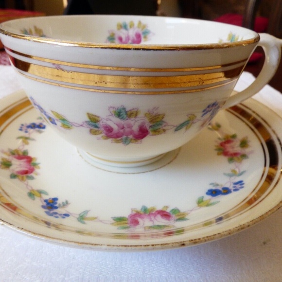 Royal Chelsea | Dining | Vintage Royal Chelsea Floral Gold Rim Tea Cup ...